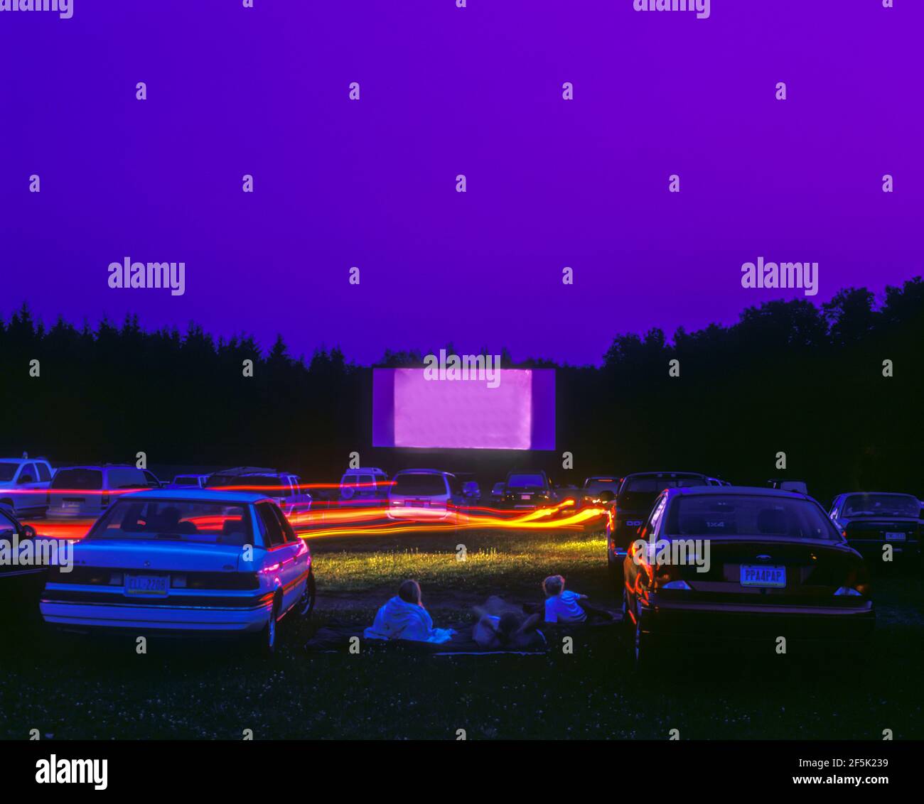 2000s movie theaters hi-res stock photography and images - Alamy