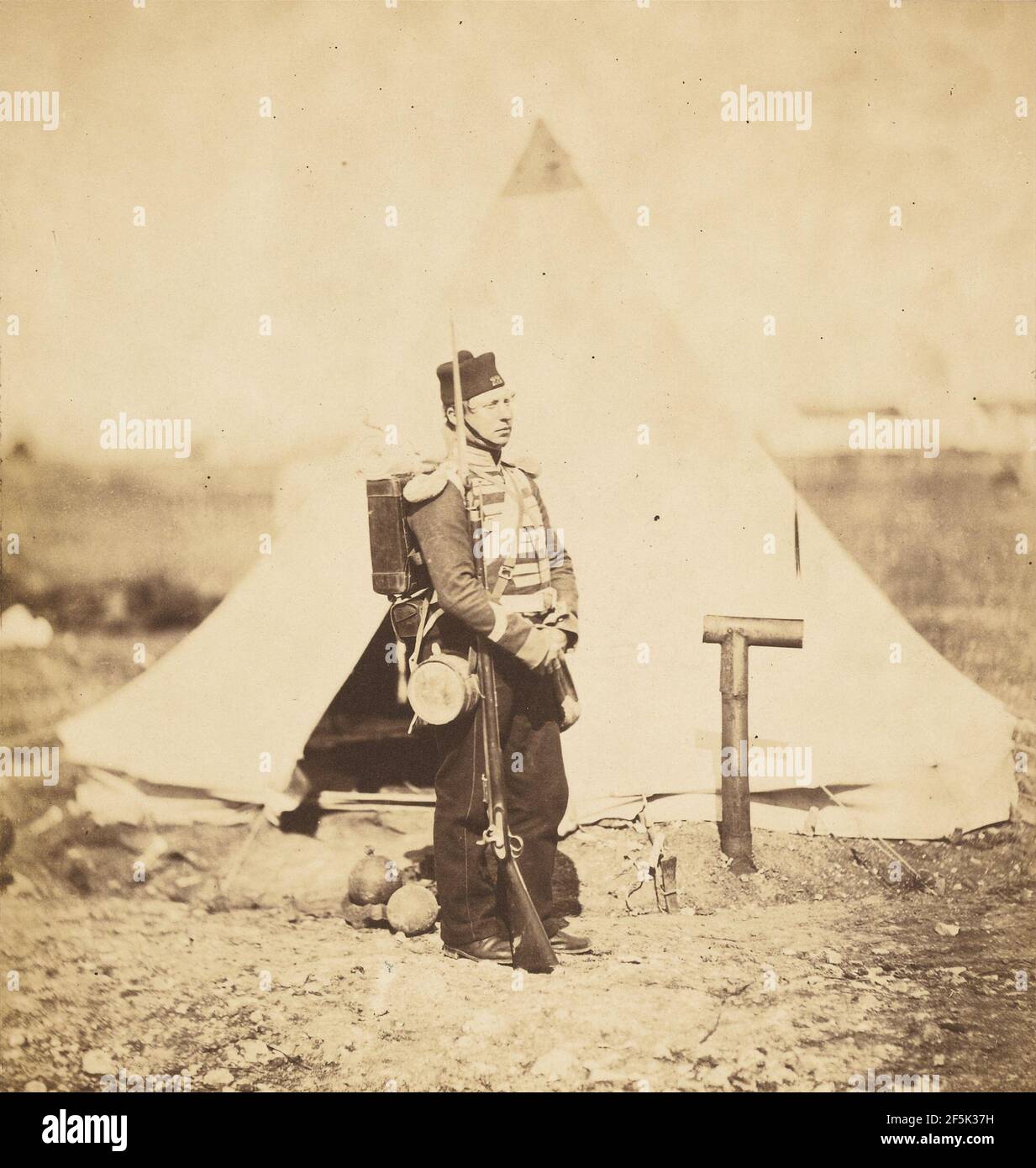 Full marching order hi-res stock photography and images - Alamy