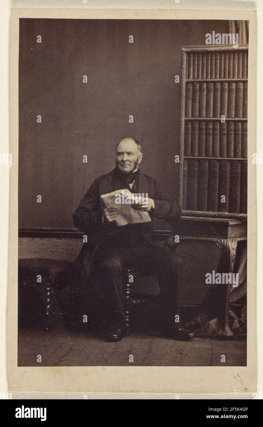 Man newspaper 1910 hi-res stock photography and images - Alamy