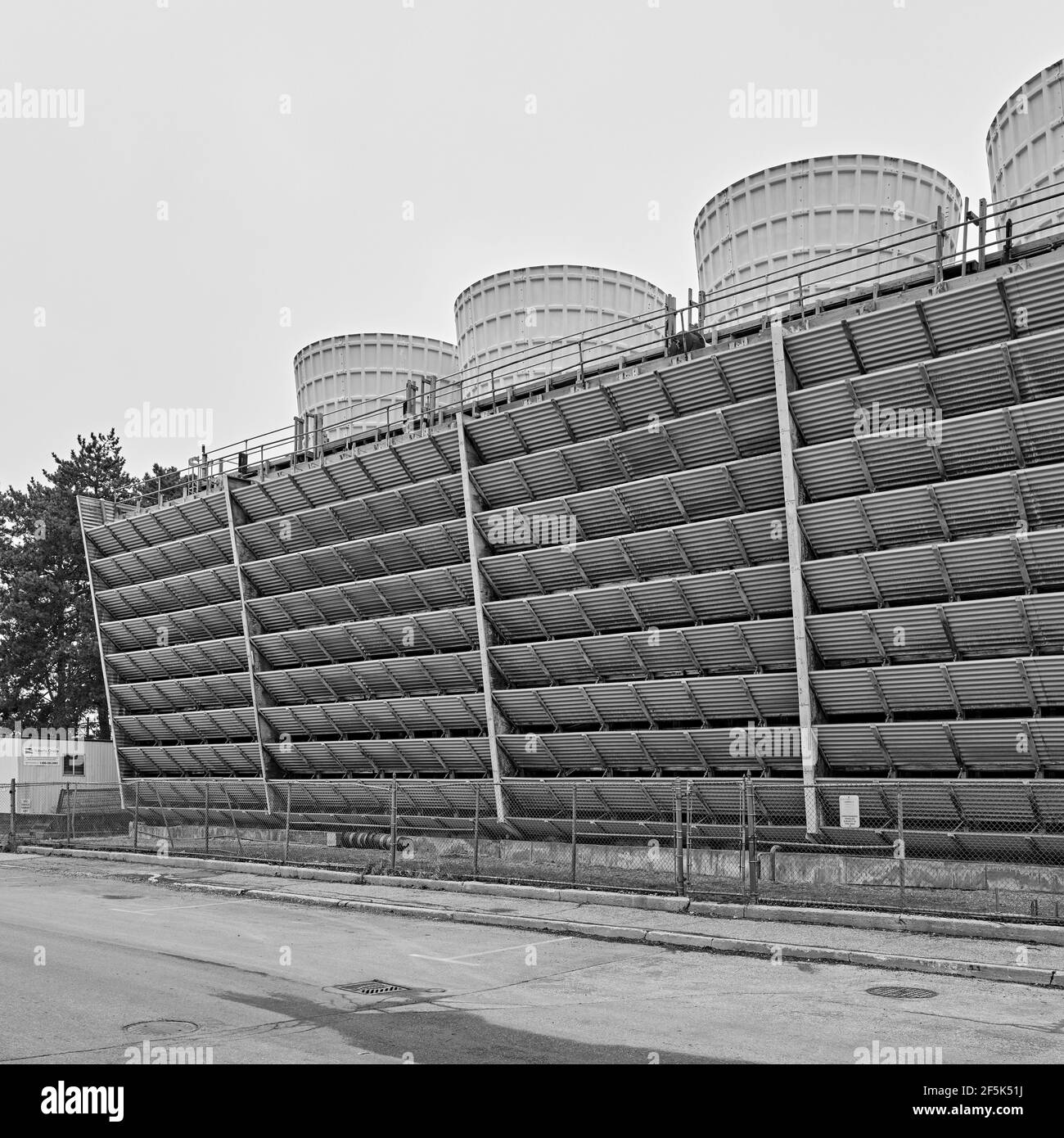 Chiller unit Black and White Stock Photos & Images - Alamy