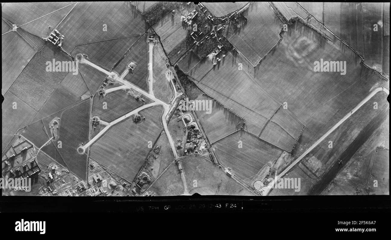 Raf bassingbourn hi-res stock photography and images - Alamy