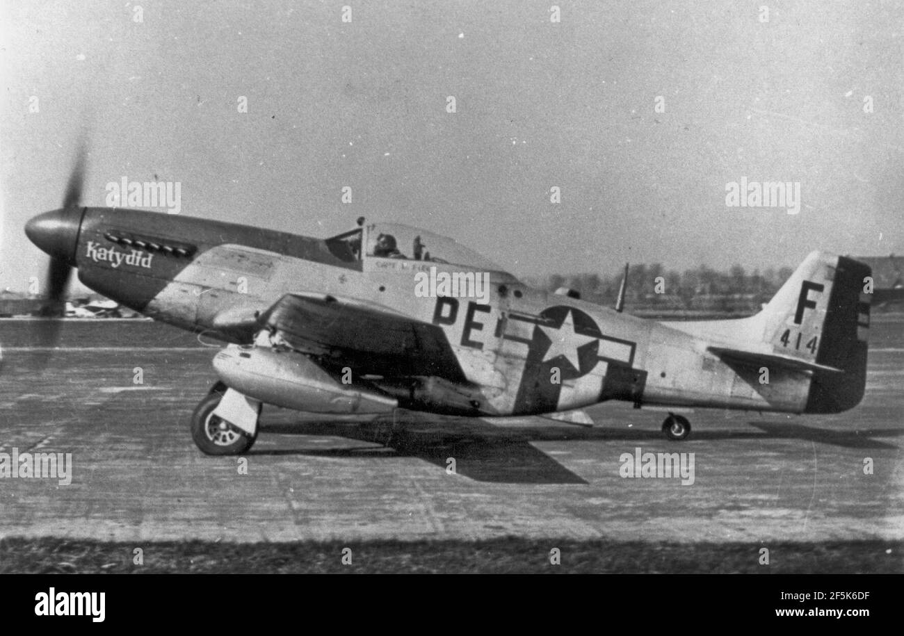 RAF Bodney - 352d Fighter Group - P-51D Mustang 44-14882 Stock Photo ...
