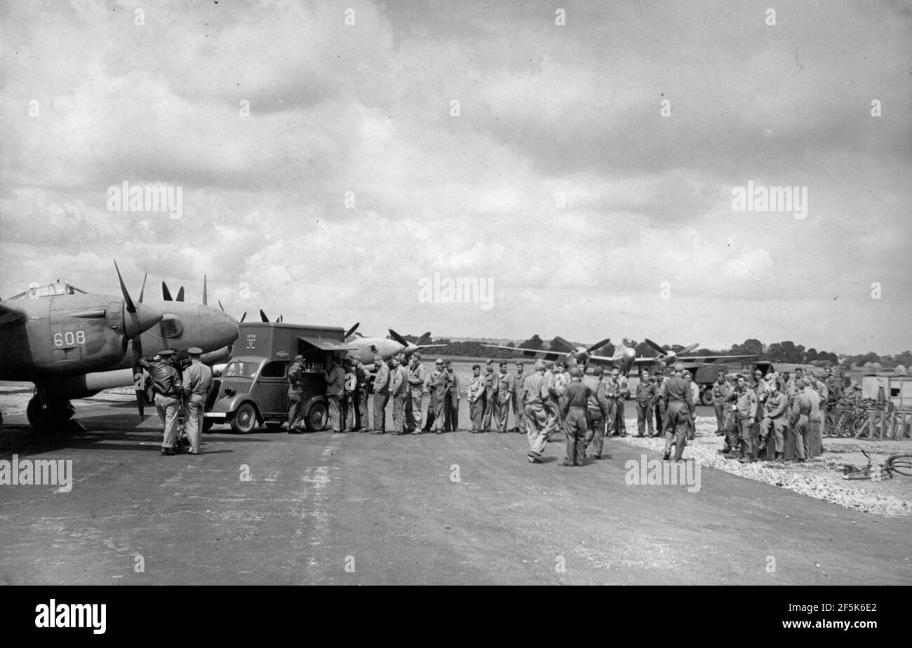 RAF Chalgrove - 10th Photographic Reconnaissance Group Stock Photo - Alamy