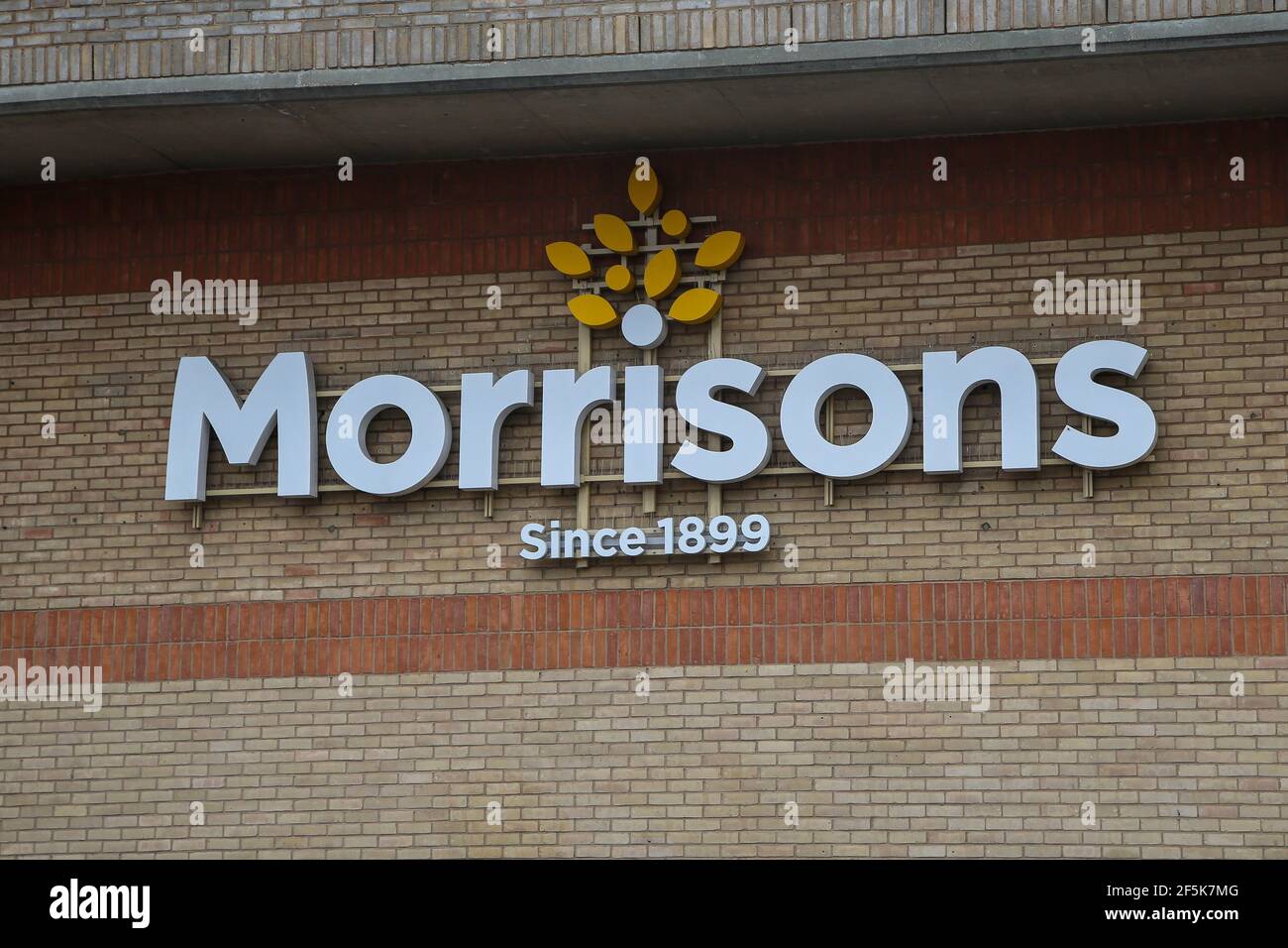 Images alamy morrisons hi-res stock photography and images - Alamy