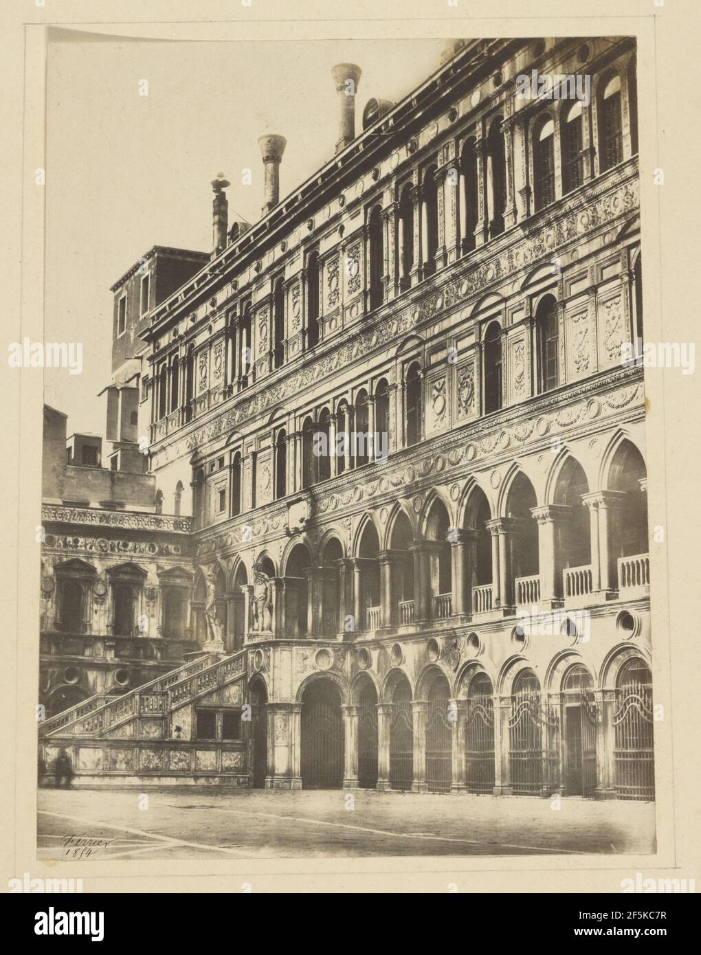 Escalier de la cour des Giants, au palais Ducal, a Venise. Jacques ...