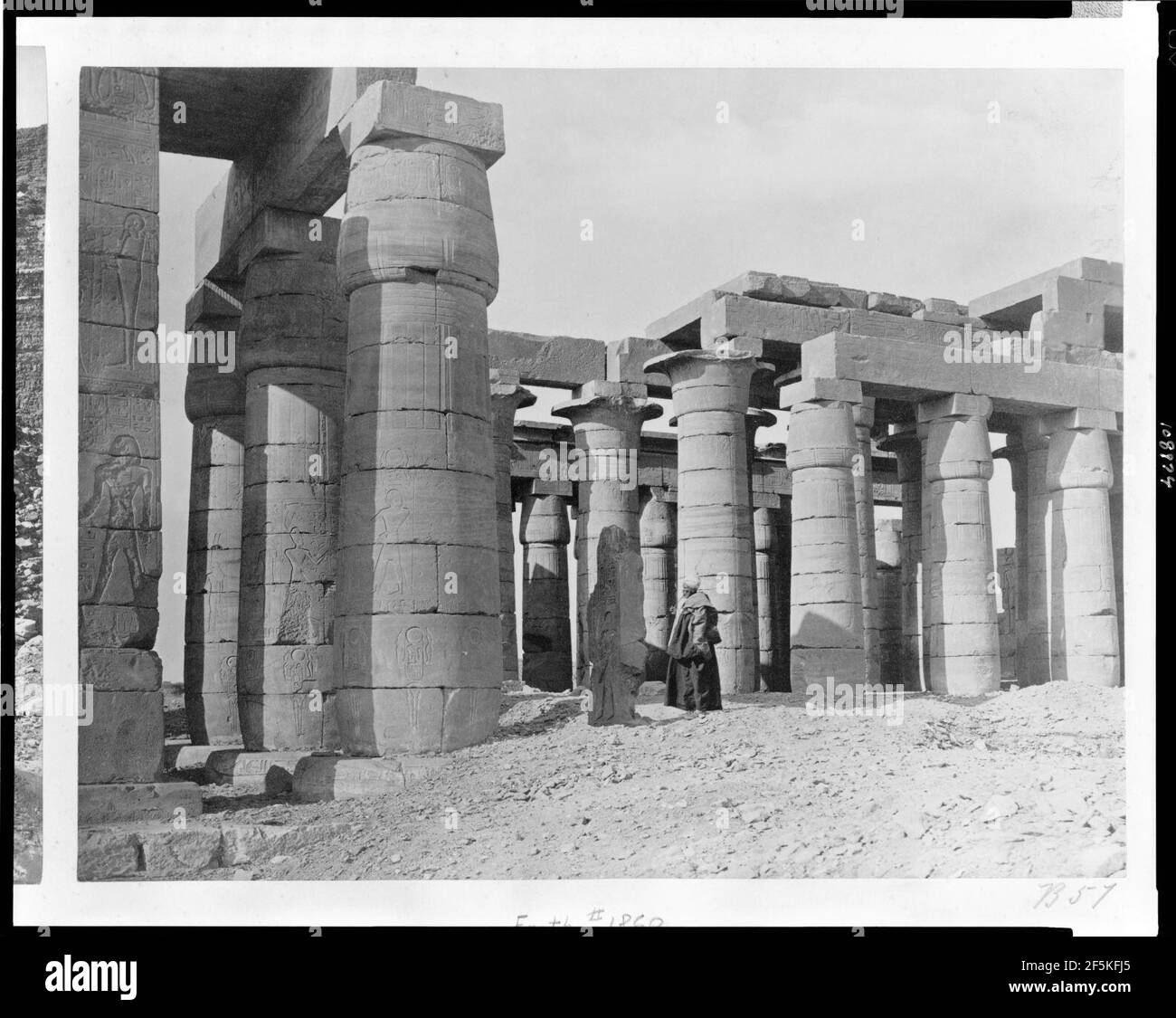 Ramesseum Black and White Stock Photos & Images - Alamy