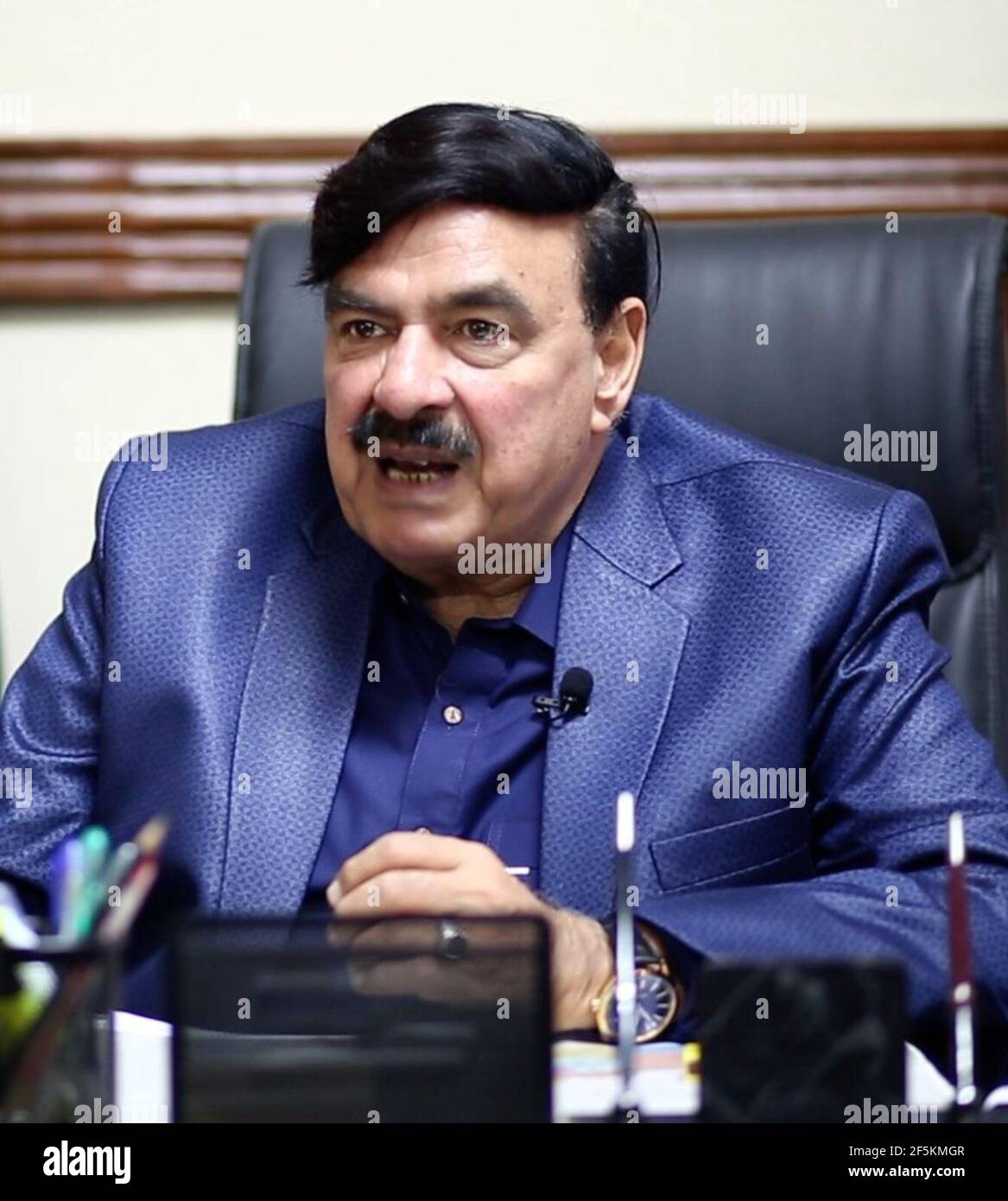 Ahmed rashid hi-res stock photography and images - Alamy