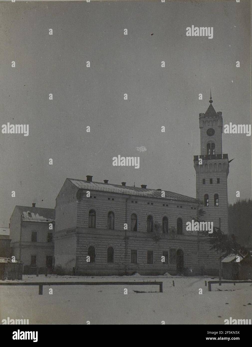 Rathaus in Dorna Watra Stock Photo - Alamy