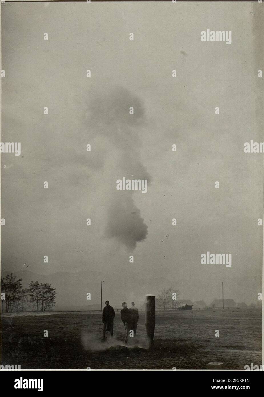 Rauchringrohr zur Darstellung der Rauchringe bei den 30.5 cm Mörsern M ...