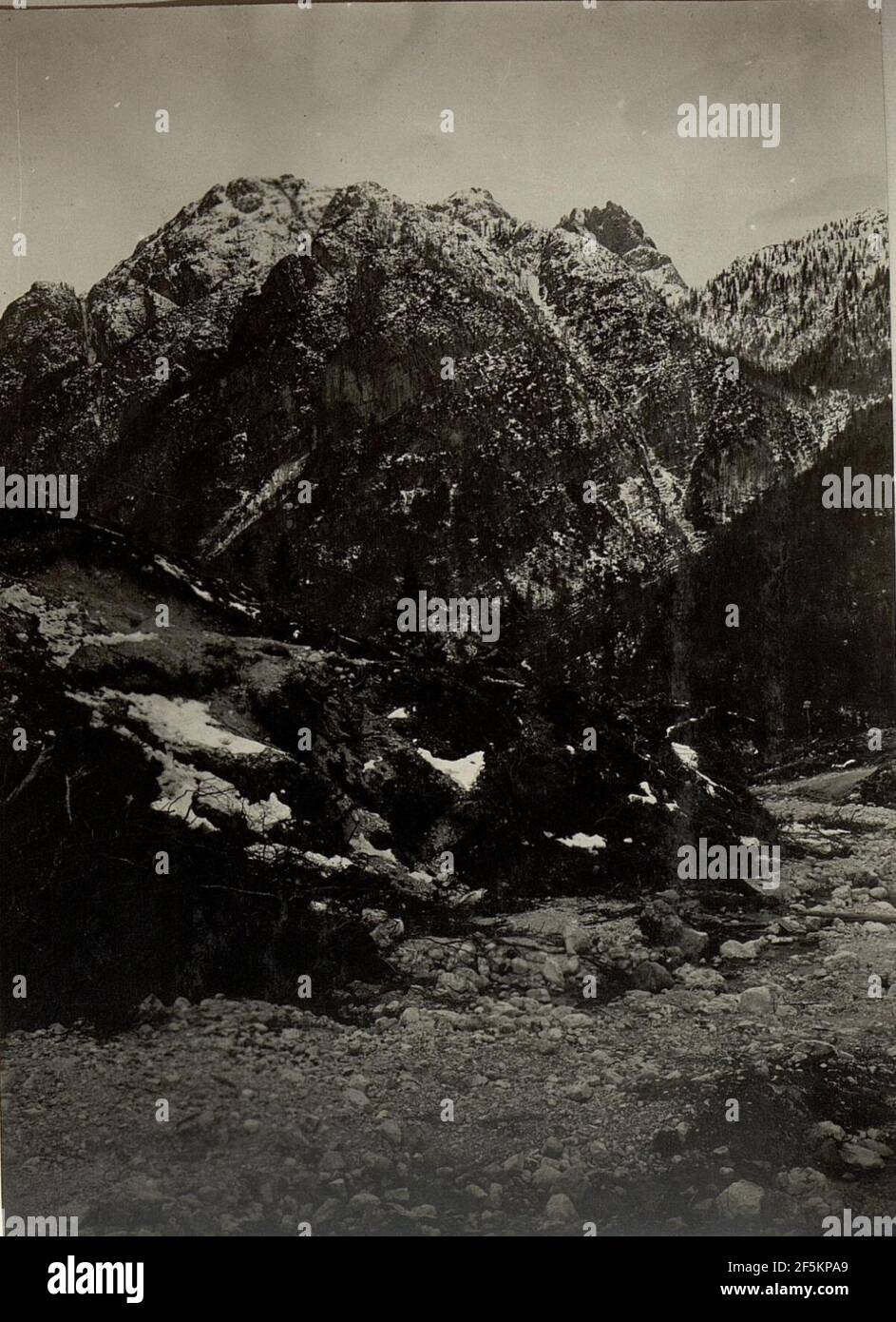 Rauhe hi-res stock photography and images - Alamy