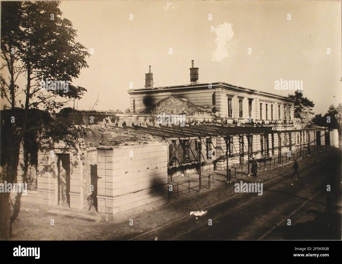 Rawa Ruska. Railway station -(01 Stock Photo - Alamy
