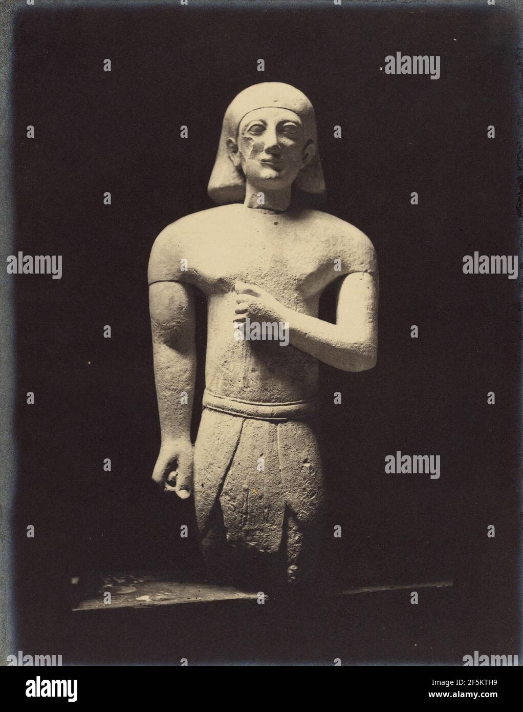 Dedicatory statues hi-res stock photography and images - Alamy