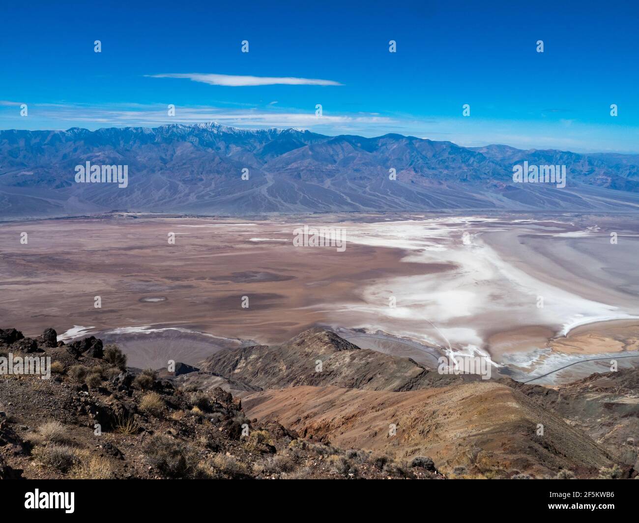 The viewpoint at Dante's View in Death Valley National Park, California ...