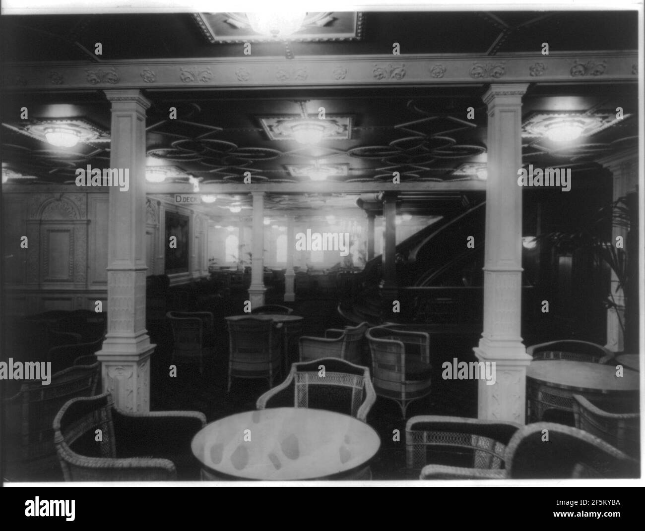 Reception Room In The RMS Olympic Stock Photo Alamy reception-room-in-the-rms-olympic-stock-photo-alamy