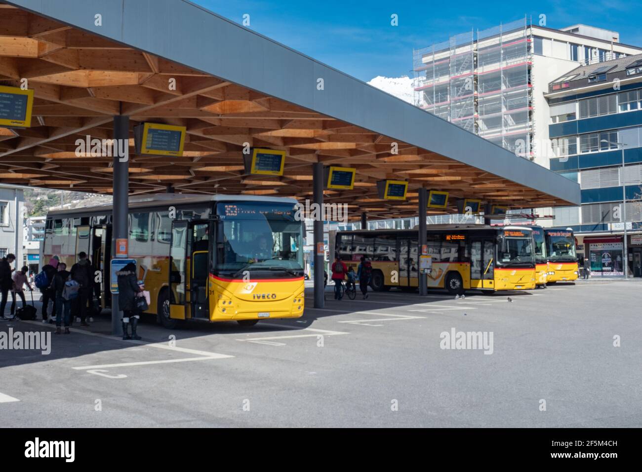 Bus terminal station hi-res stock photography and images - Alamy
