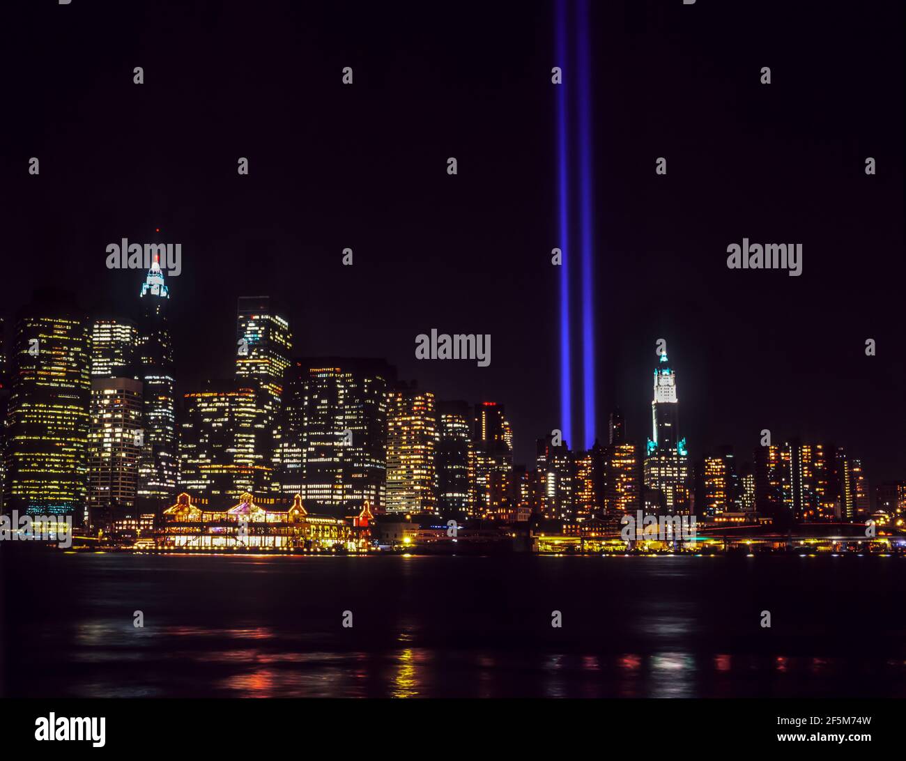 Twin towers new york hi-res stock photography and images - Alamy