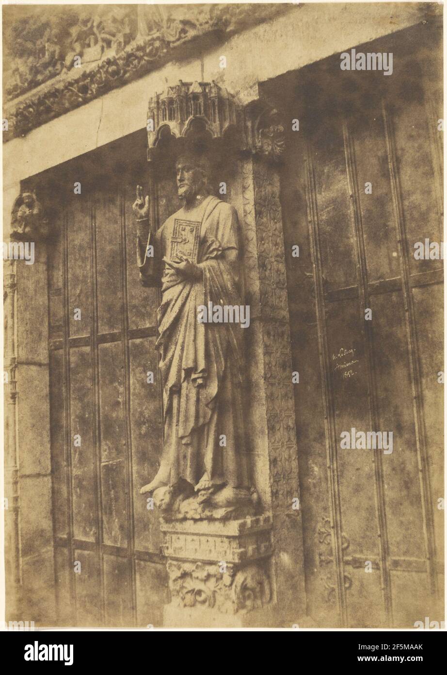 Beau dieu hi-res stock photography and images - Alamy