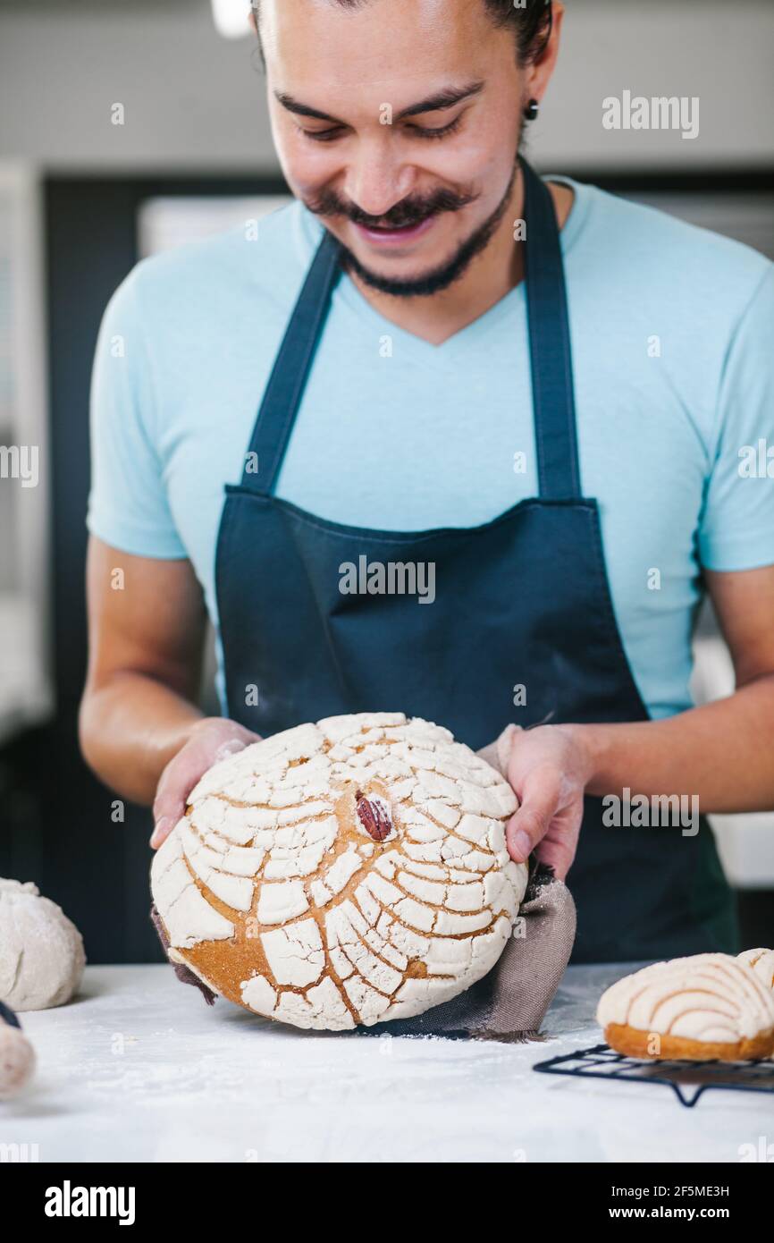 Conchas mexicanas hi-res stock photography and images - Alamy