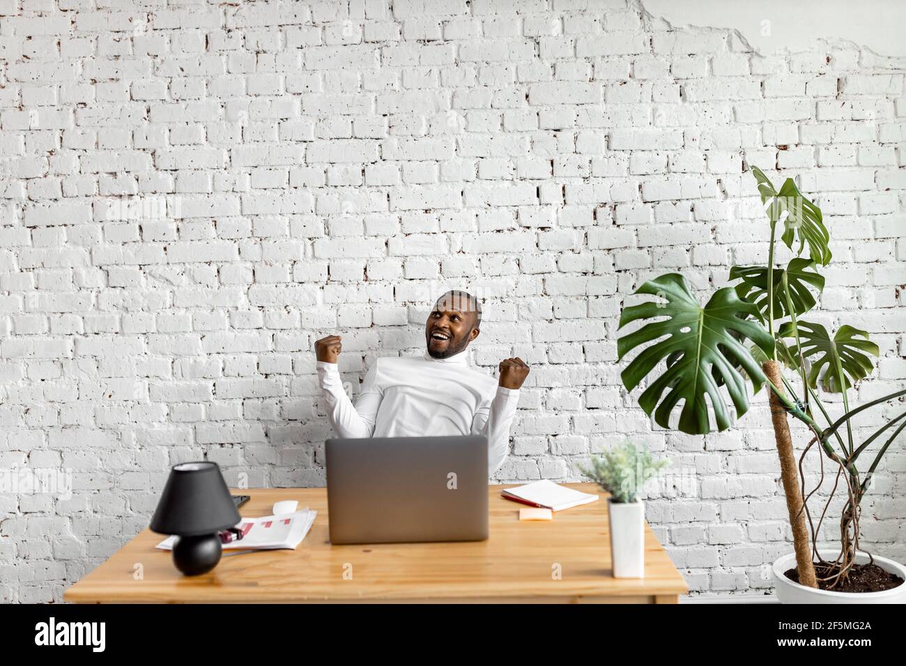 Job receive hi-res stock photography and images - Alamy