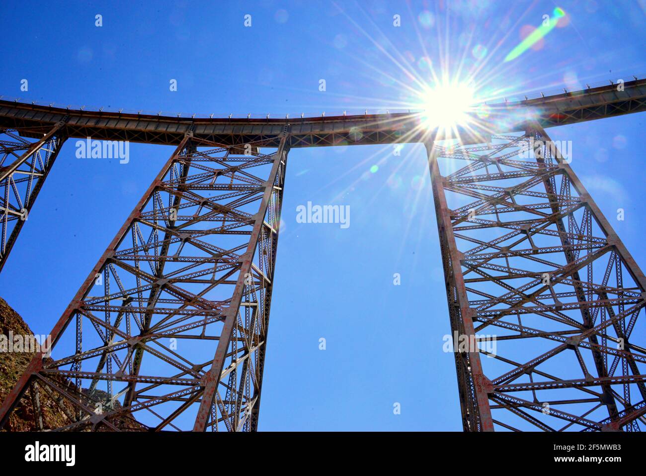 4000 meters above sea level hi-res stock photography and images - Alamy