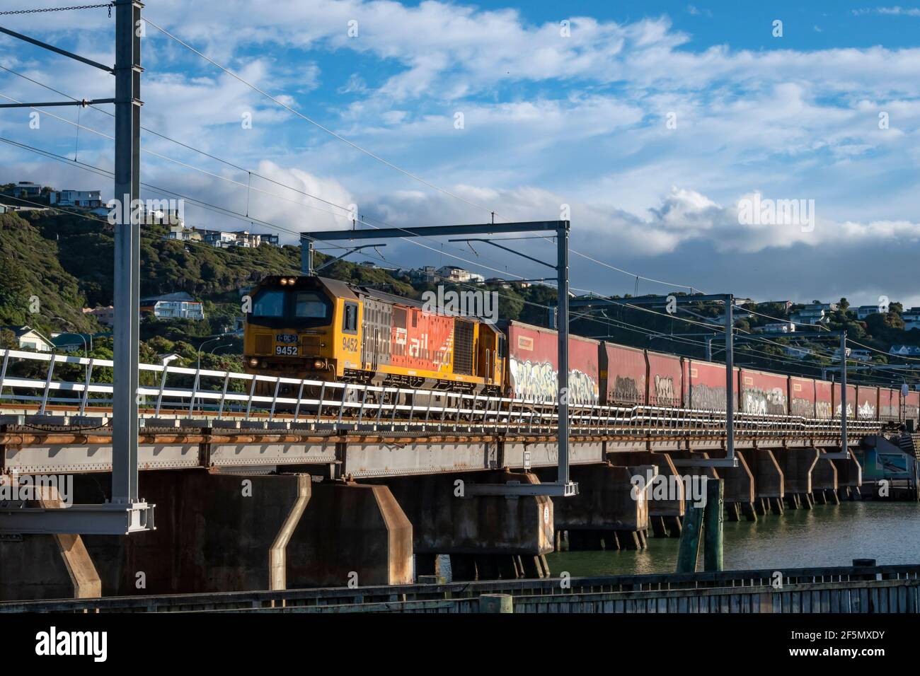 New zealand electric trains hi-res stock photography and images - Alamy