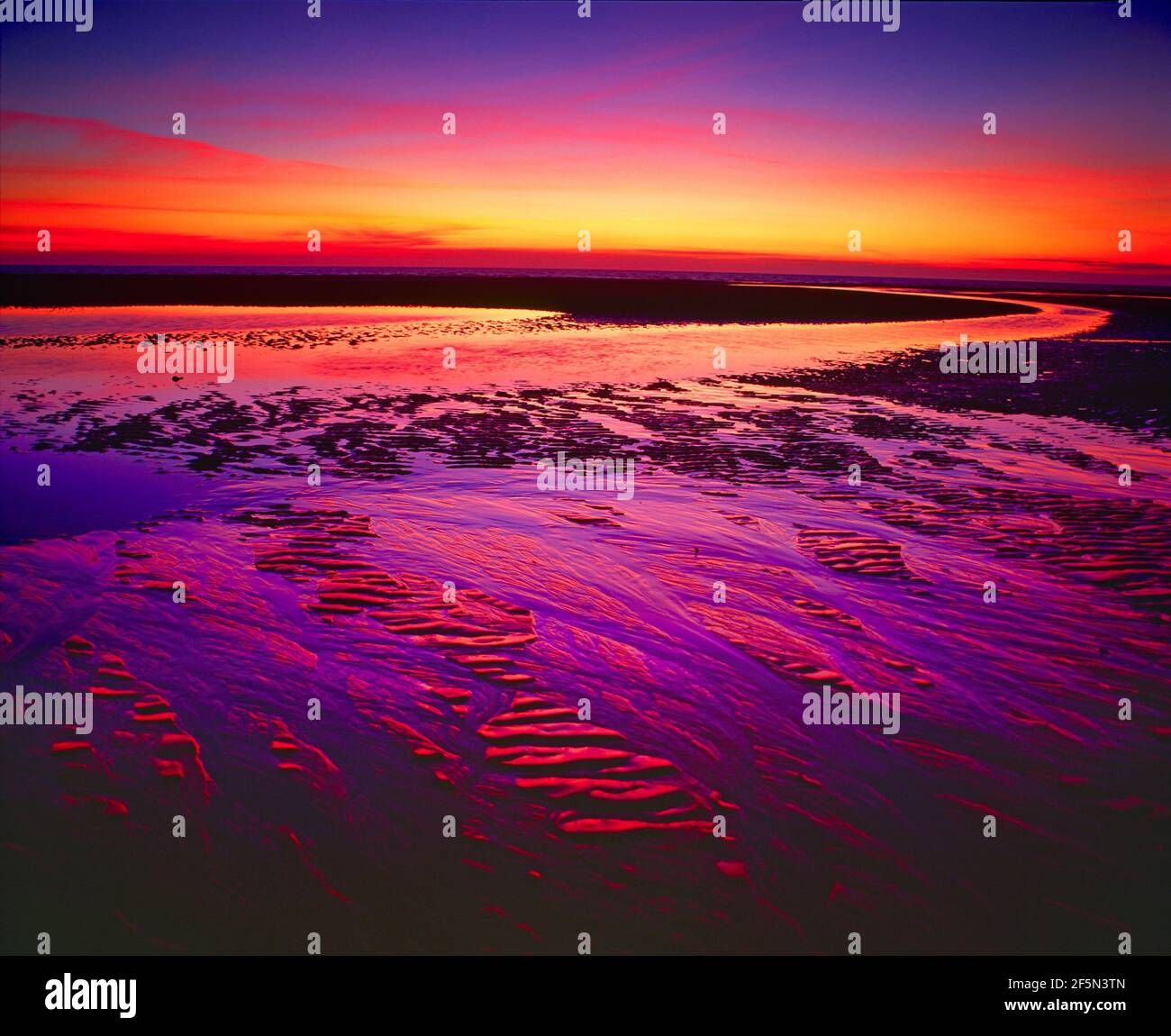 Coastal flow hi-res stock photography and images - Alamy