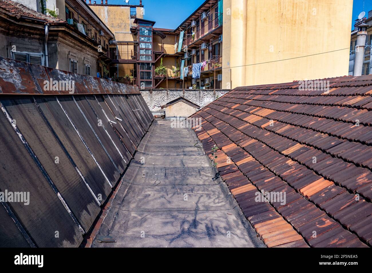 Rusty roof of a building on a sunny day Stock Photo - Alamy