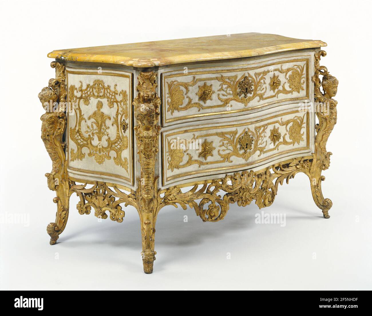 Commodes hi-res stock photography and images - Alamy