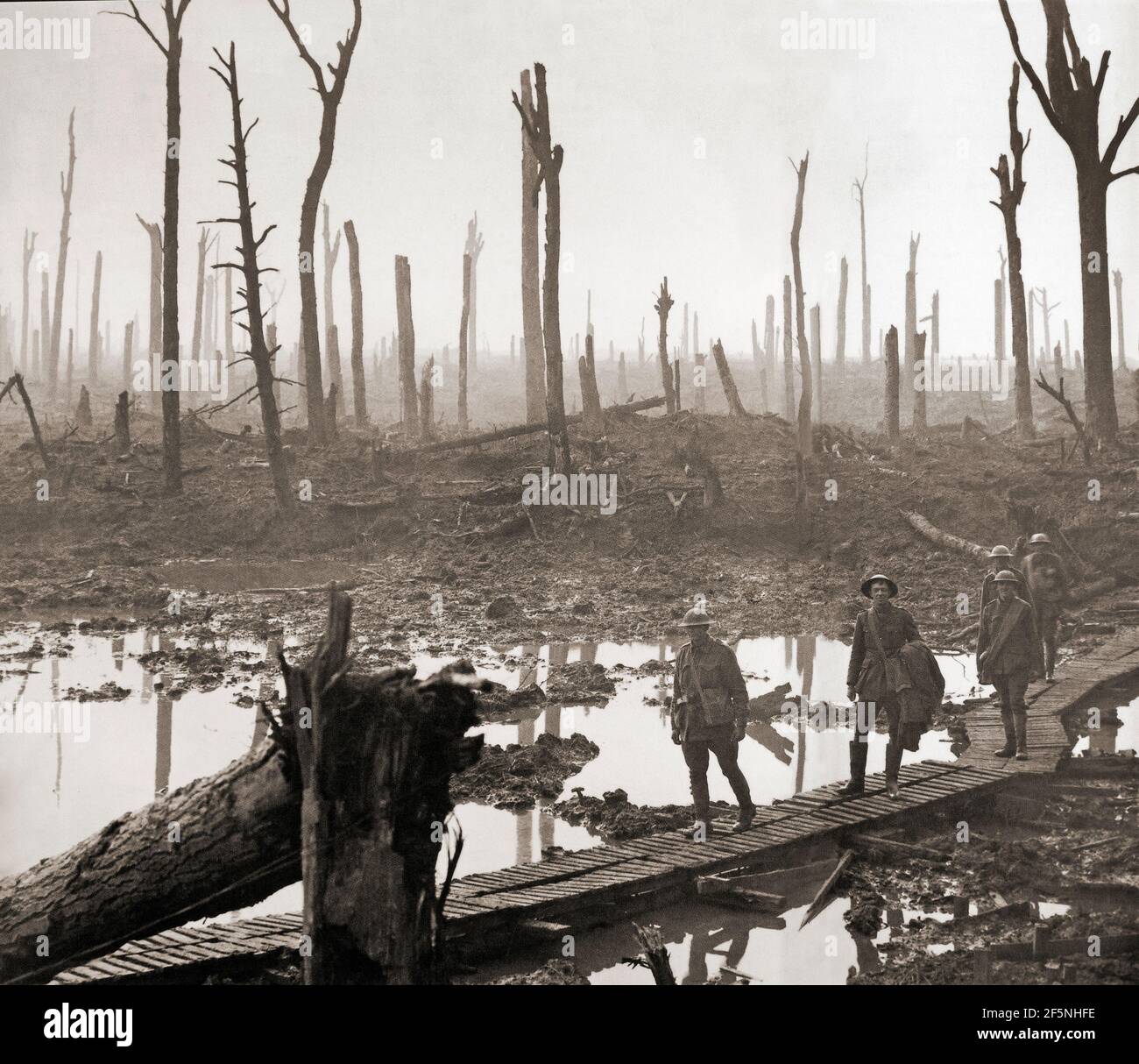 Australian soldiers first world war hi-res stock photography and images ...
