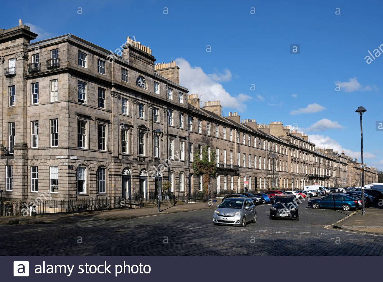 Residential street edinburgh hi-res stock photography and images - Alamy