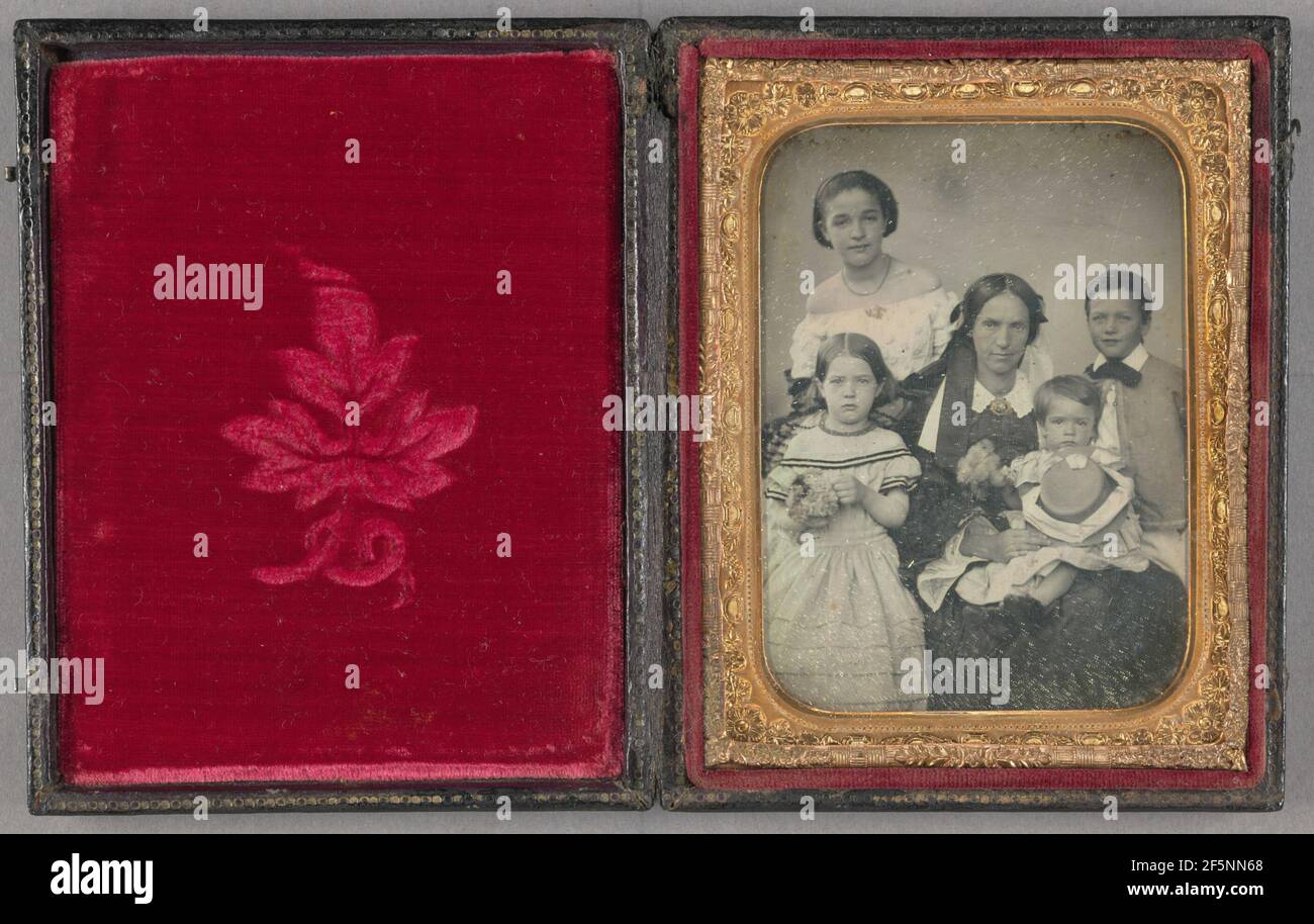 Four Unknown Children High Resolution Stock Photography and Images - Alamy