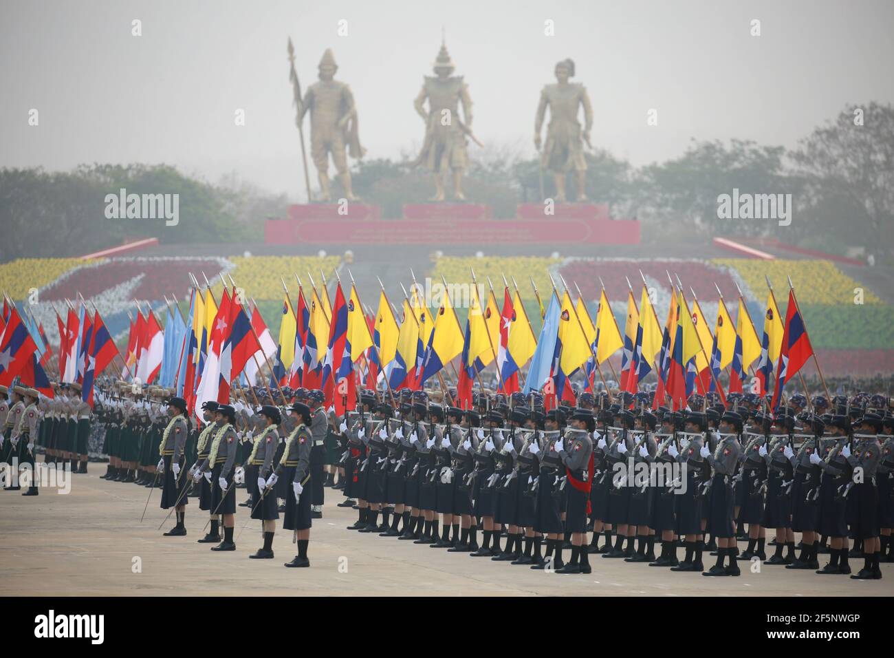 Nay Pyi Taw, Myanmar. 27th Mar, 2021. Soldiers stand in a formation ...