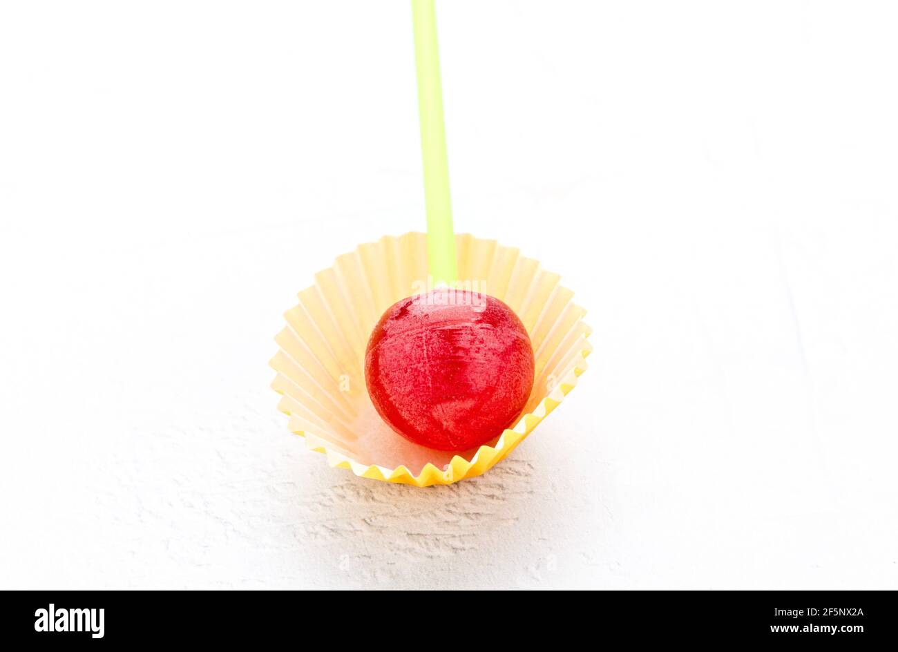 Lollipop sweet 2 kids hi-res stock photography and images - Alamy