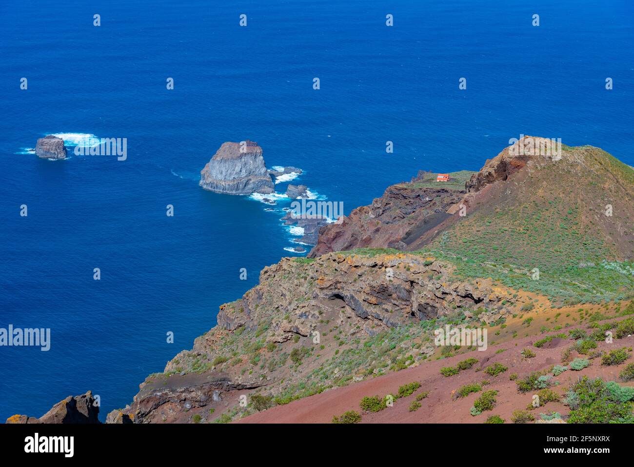 El hierro roques de salmor hi-res stock photography and images - Alamy