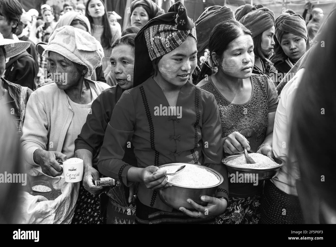 Giving alms Black and White Stock Photos & Images - Alamy