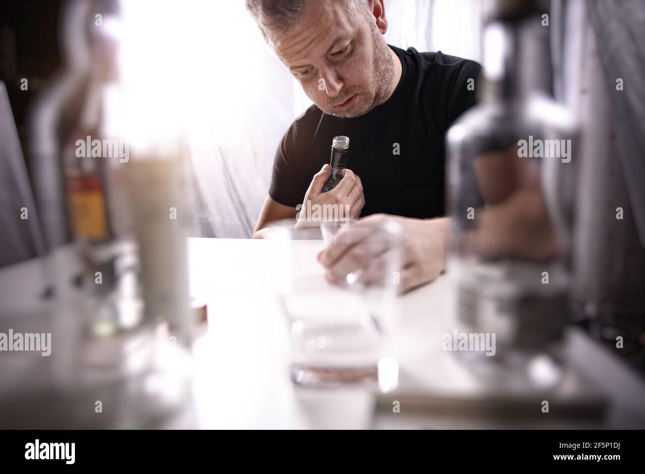 Alcohol problems hi-res stock photography and images - Alamy