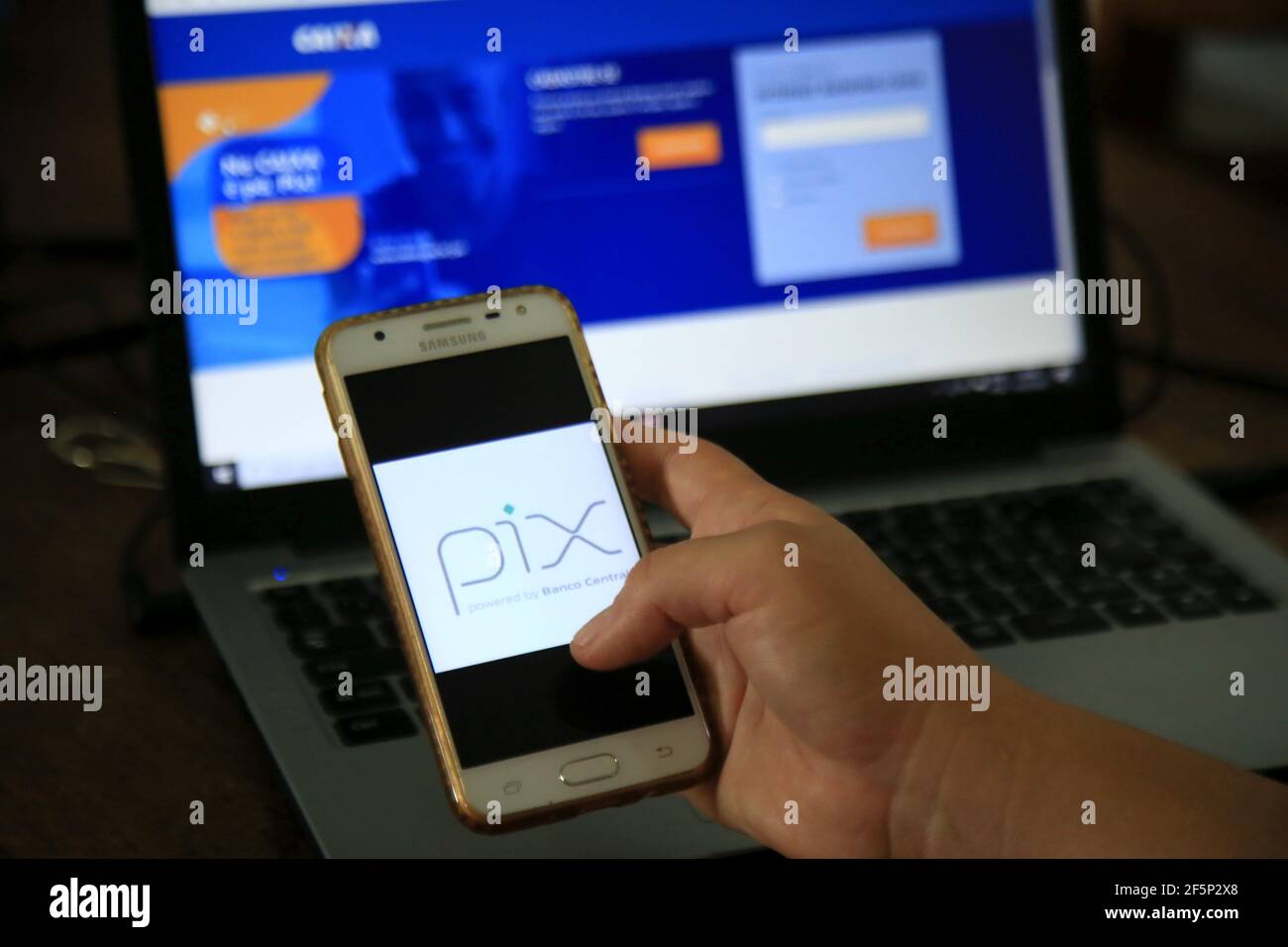 Pix technology logo hi-res stock photography and images - Alamy