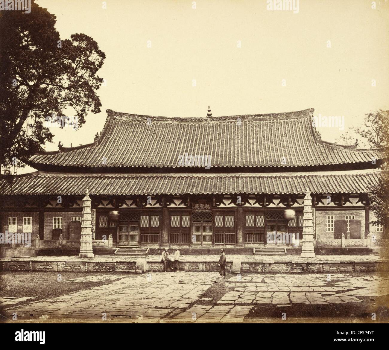 Temple in Tartar Quarter, Canton, China Stock Photo - Alamy
