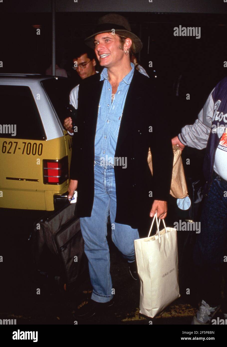 David Lee Roth 1991 Credit: Ralph Dominguez/MediaPunch Stock Photo - Alamy