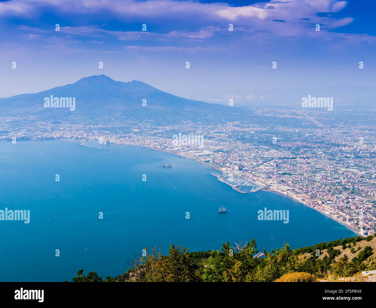 Pompeii aerial hi-res stock photography and images - Alamy