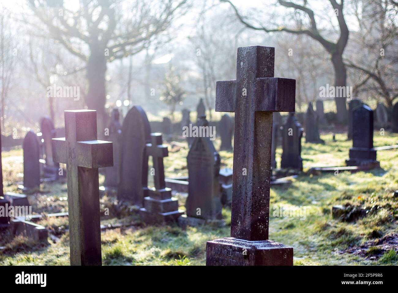 Religion cemetery bury hi-res stock photography and images - Alamy