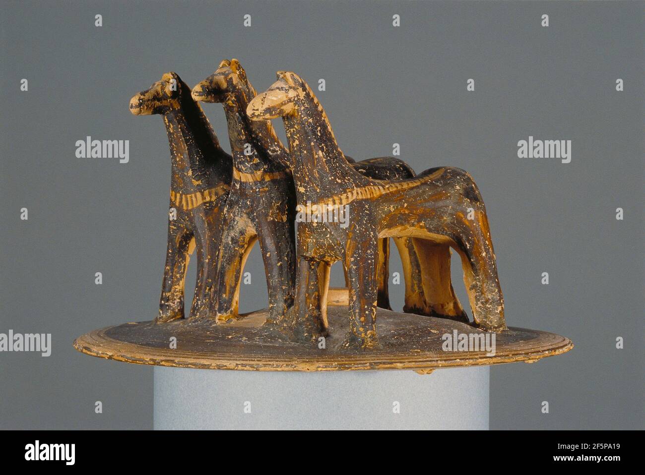 Geometric antique hi-res stock photography and images - Alamy