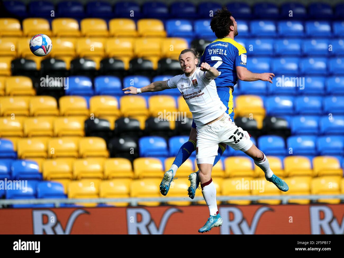 Afc wimbledons luke oneill hi-res stock photography and images - Alamy