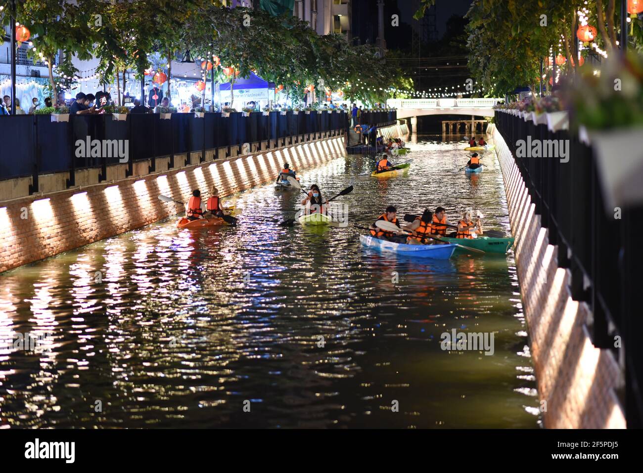 Ong Ang Canal after landscape adjustment As a tourist attraction ...