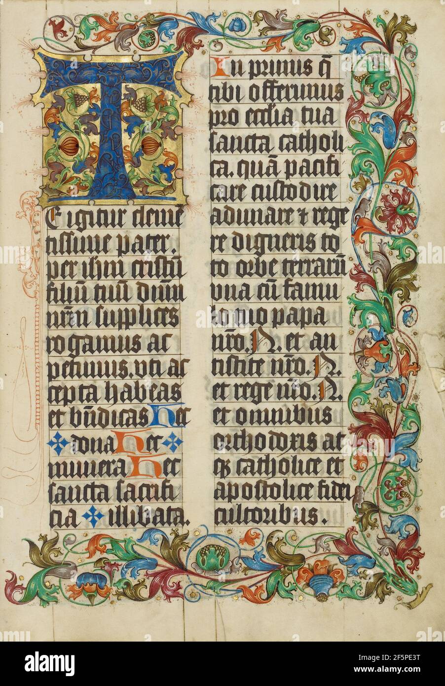 Medieval illuminated letter hi-res stock photography and images - Alamy