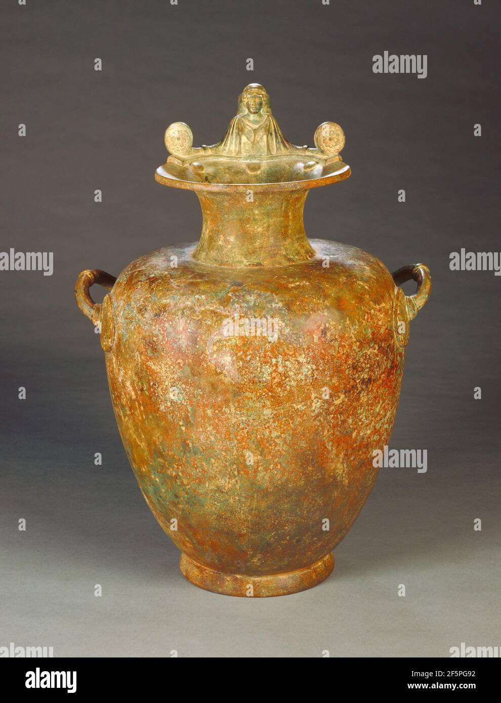 Hydria hi-res stock photography and images - Alamy