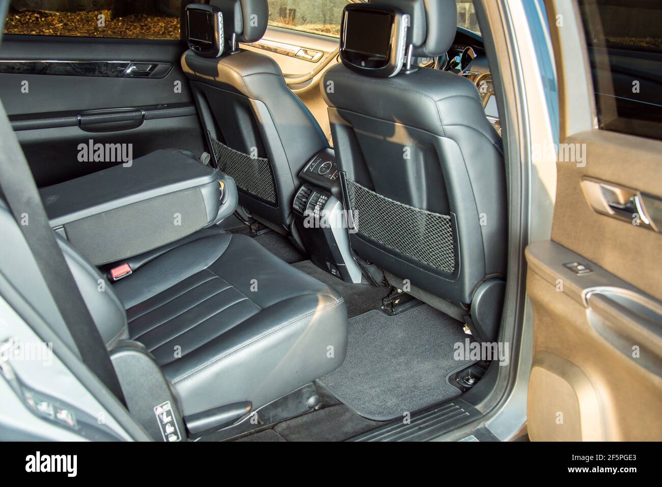 Mercedes amg interior hi-res stock photography and images - Alamy