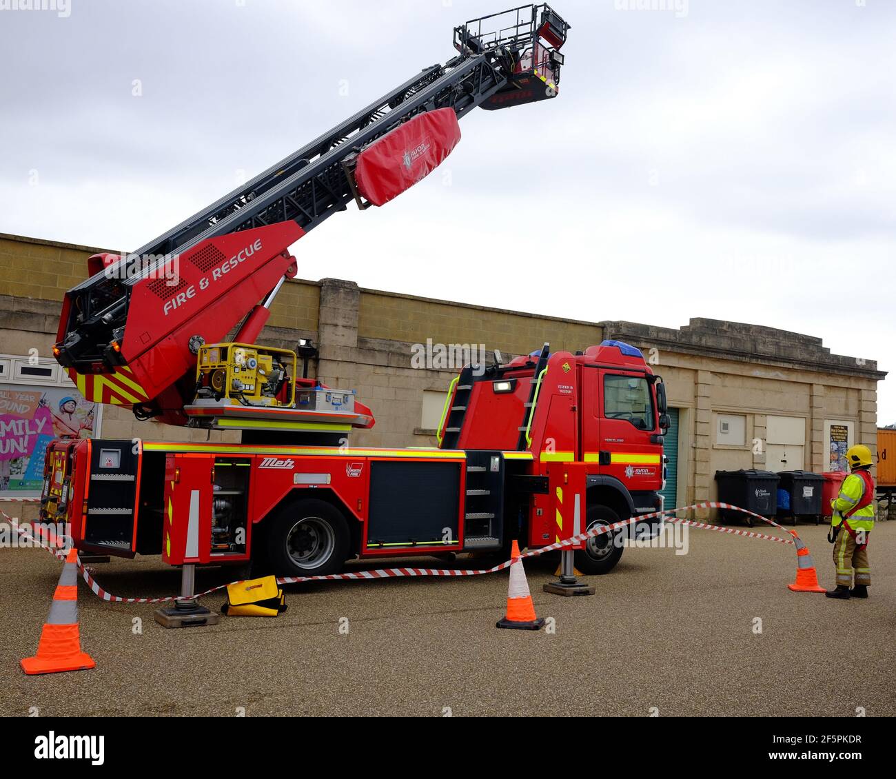 Height rescue hi-res stock photography and images - Alamy