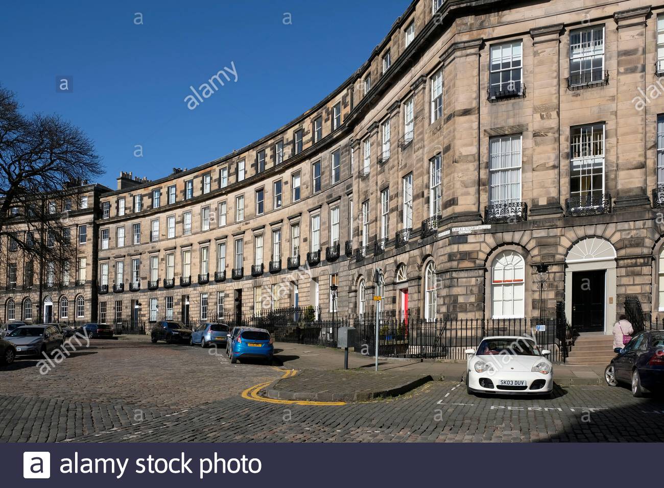 New housing estate scotland hi-res stock photography and images - Alamy