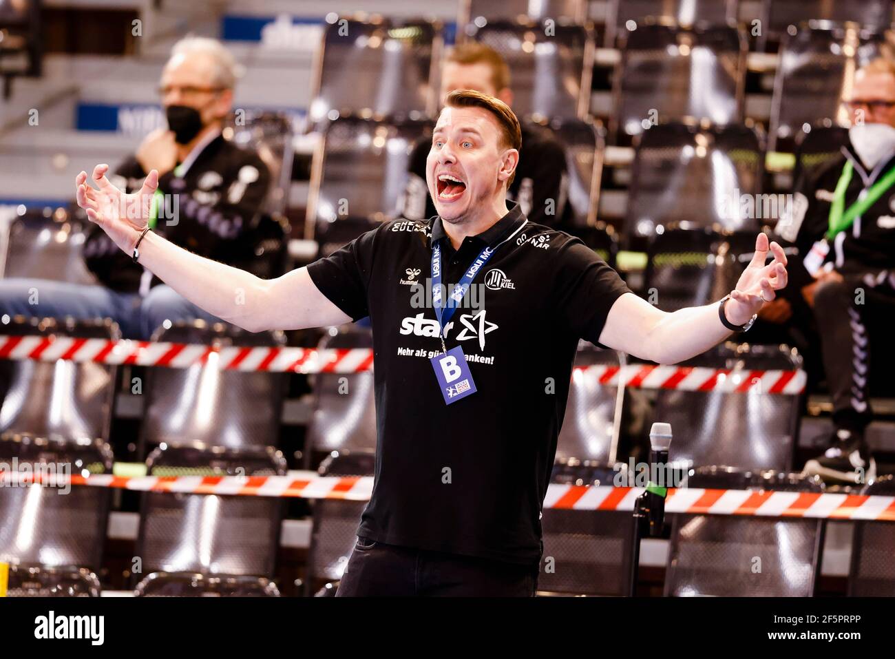 Flensburg, Germany. 27th Mar, 2021. Handball: Bundesliga, SG Flensburg ...
